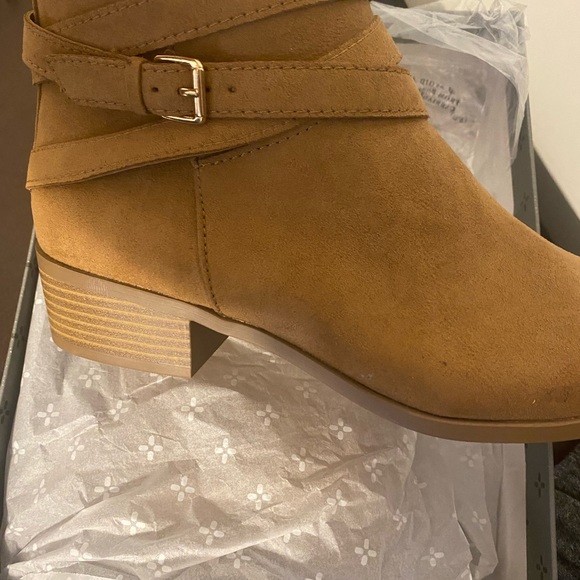 Sun + Stone | Shoes | Sun Stone Womens Buckle Accent Saandis Almond Toe ...